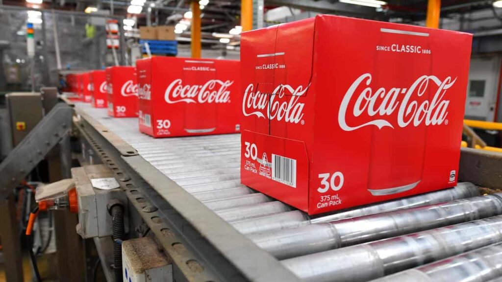 Coca Cola workers walk off the job - VicNews